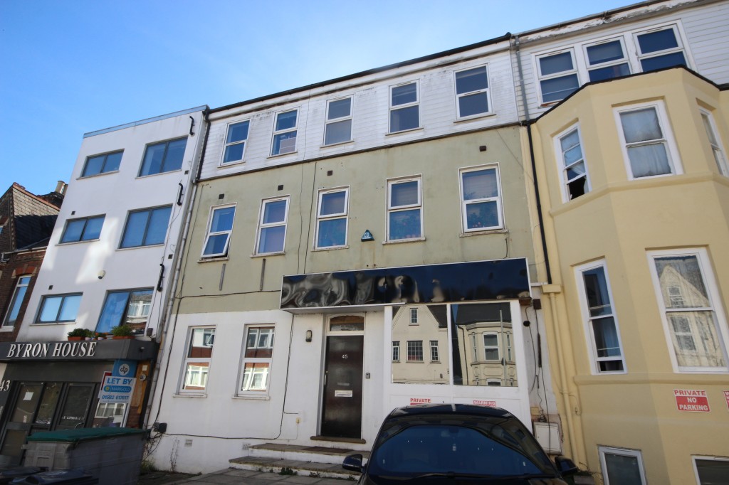 Cardiff Road, Luton, 1 bedroom, Terraced Flat