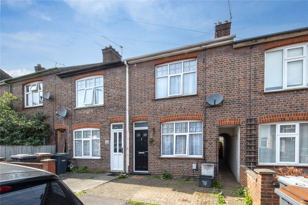 Luton, 2 bedroom, Terraced House