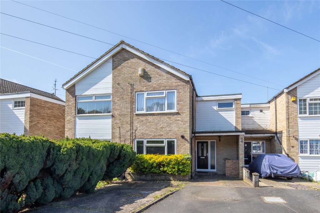 Luton, Bedfordshire, 3 bedroom, Terraced House